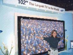 Japan and South Korea display makers highlight large-size HDTVs at CES 2005