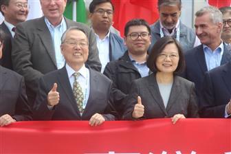 Acer founder promotes Super TaiRa