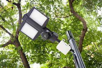 Smart LED streetlamps can facilitate 5G base station deployments