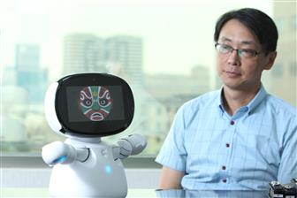 Wistron, Asia Optical unveil service robots