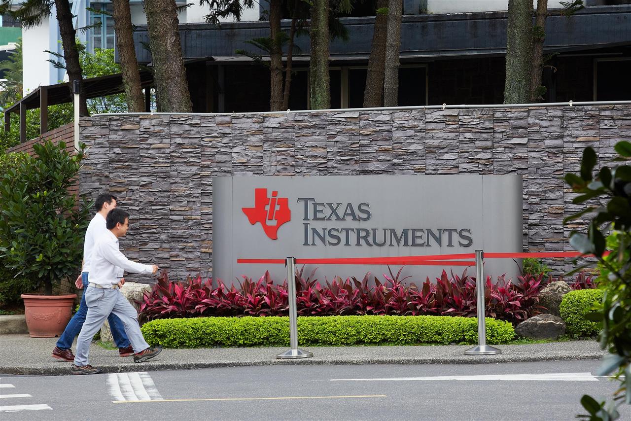 TI, Onsemi raise analog chip prices, peers in Taiwan to follow suit